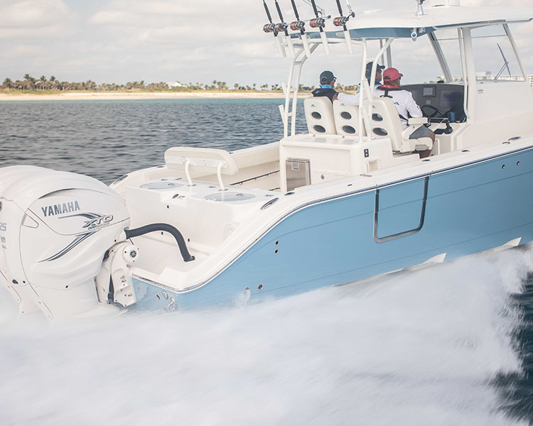 How to Choose the Best PVC Catamaran Center Console for Your Needs