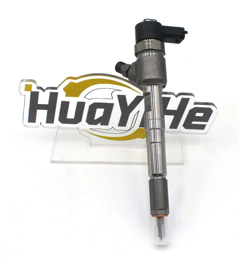 High Quality Original Fuel Injector 0445110700 0445110699 0445110701 ...