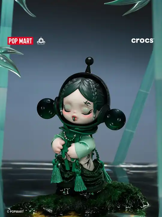 X CROCS Genuine PVC Toy Figure Statue OOTD Figurine for Maternity ...