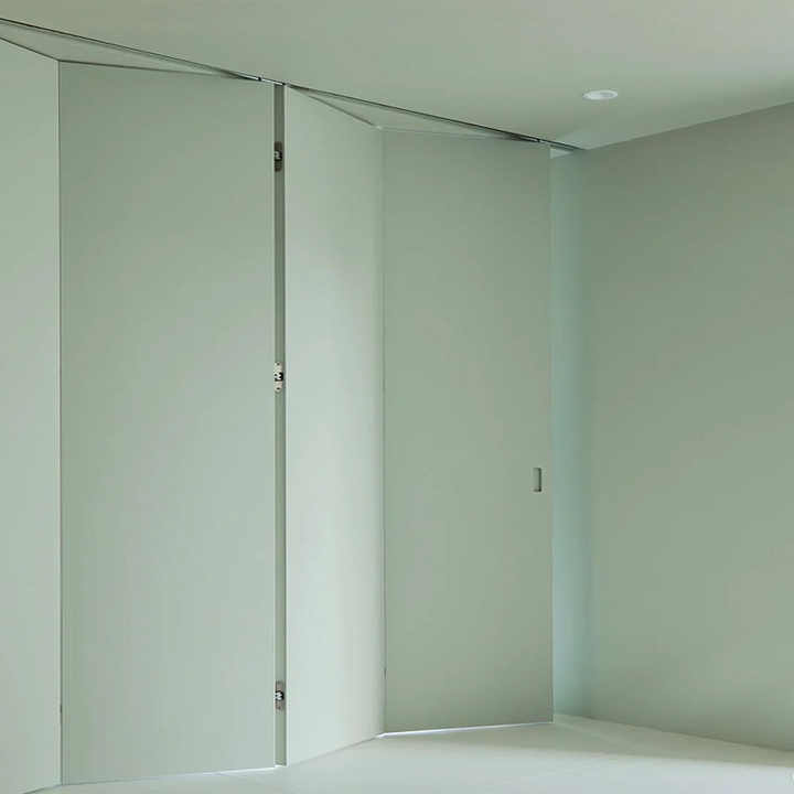American Interior Frameless Invisible Door Bi Folding