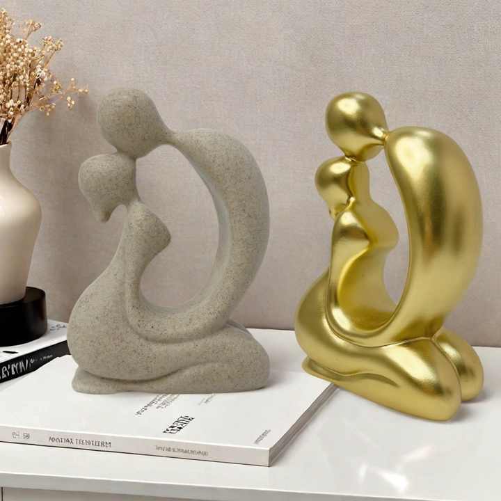 Wholesale Kissing Couple Resin Statue Romantic Embrace Sculpture Custom OEM Wedding Gift & Home ...