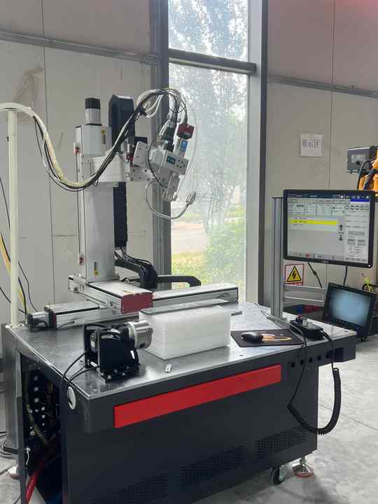 Platform Automatic Laser Welding Machine Industrial High Power Robot ...