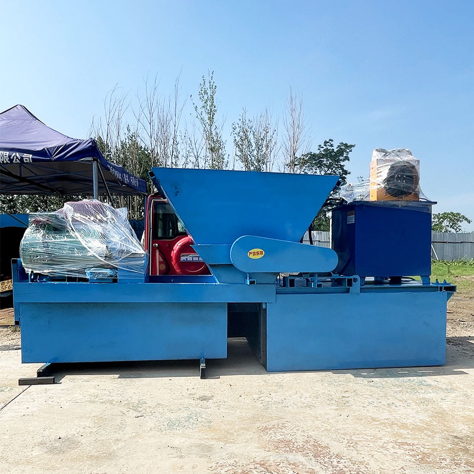 Automatic Water Concrete Ditch Forming Machine Trapezoid Channel ...