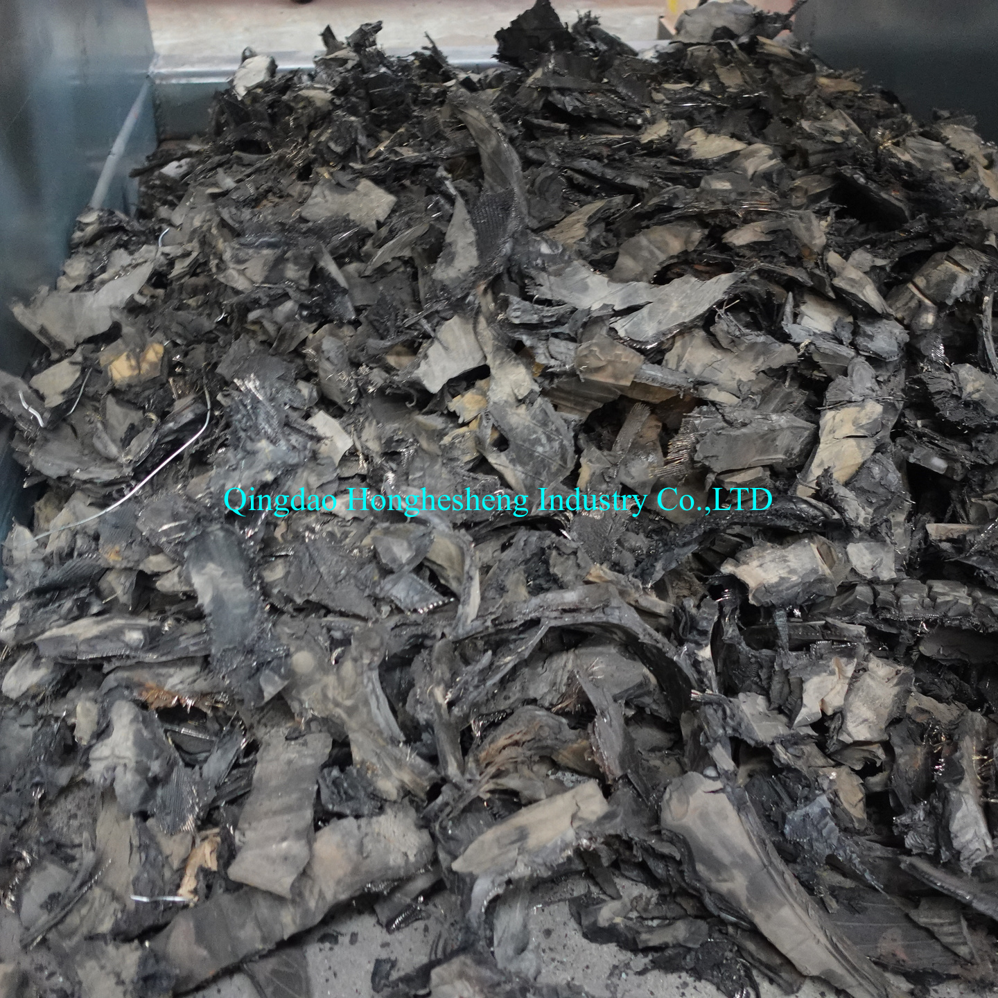 blade for shredder machine for to crush waste tires plastic products