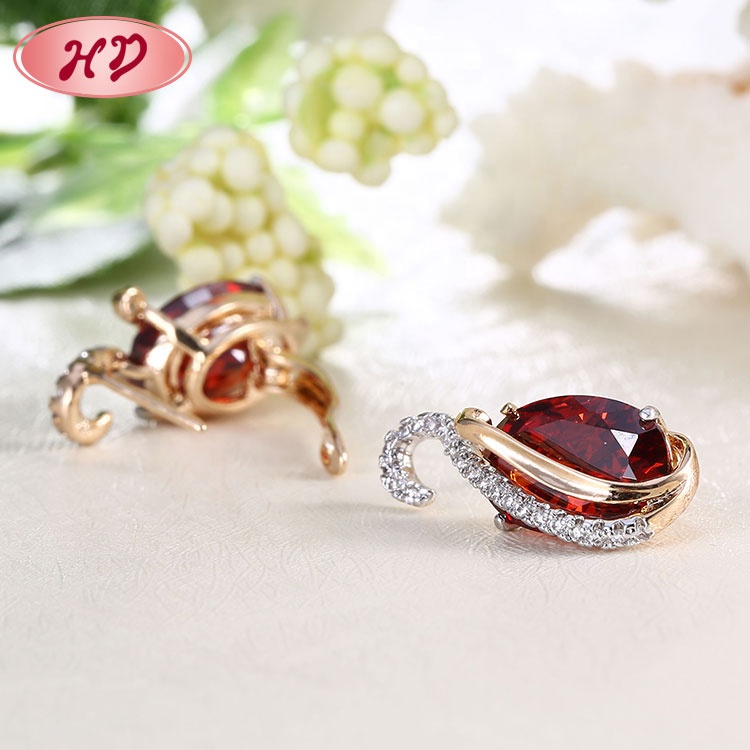 How to Choose the Best Crystal Earrings: A Complete Buying Guide