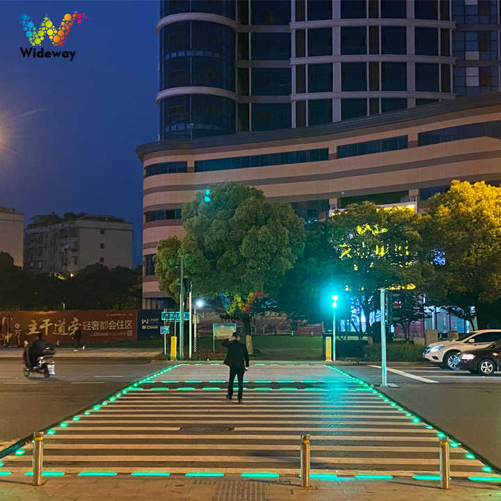 Zebra Crossing Intelligent LED Traffic Lights - Durable & Bright