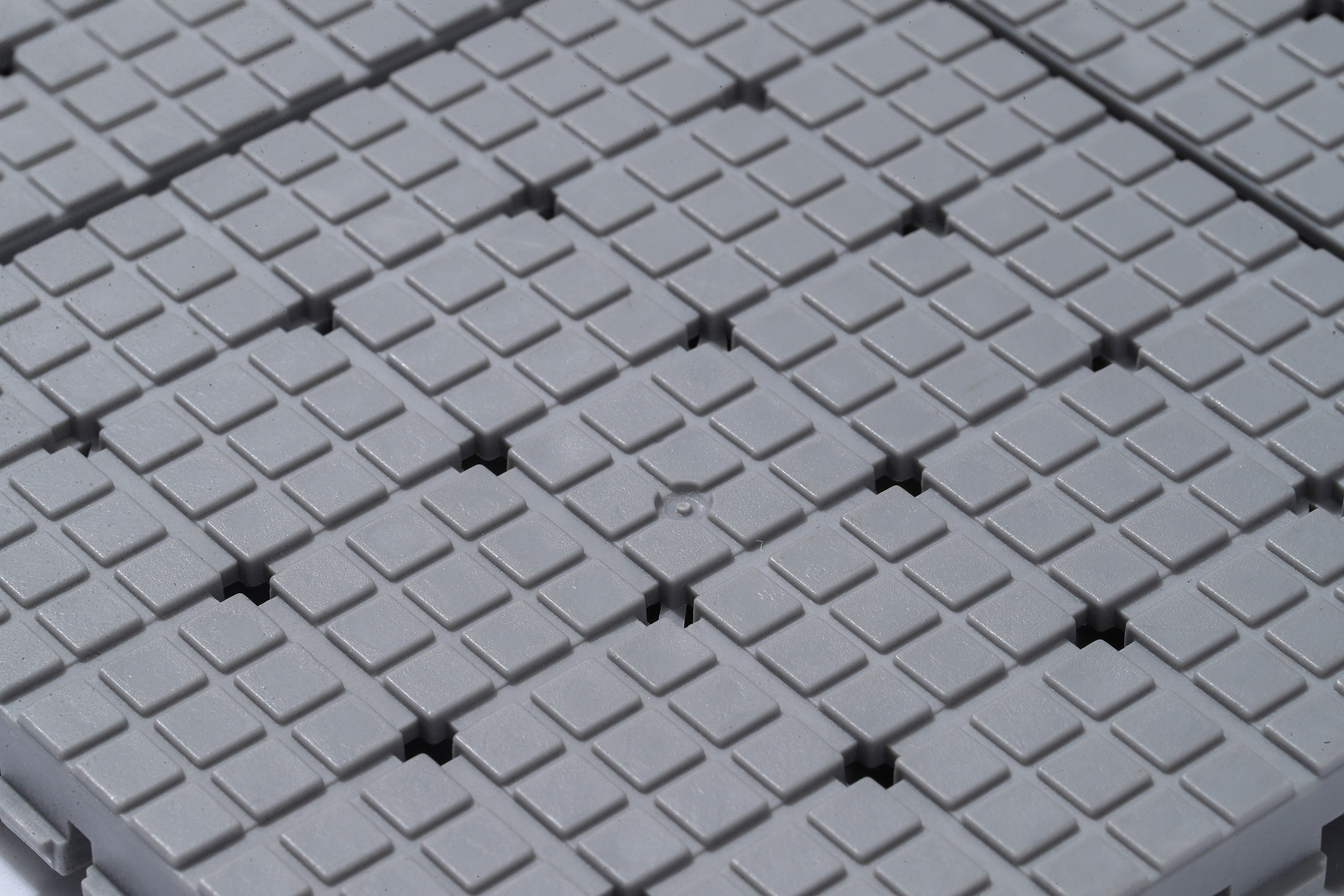 How to Choose the Best Sports Playing Field for Your Needs