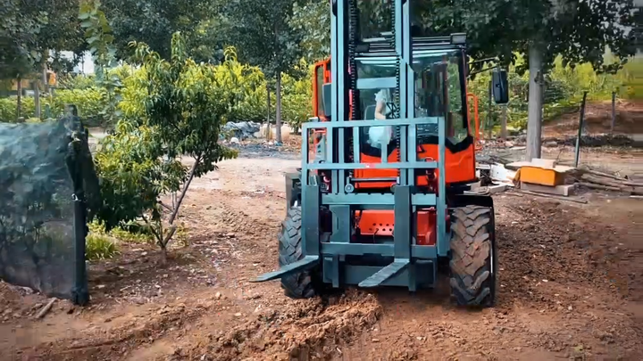 Rough Terrain Forklift Multifunctional 3.5T 5T Farm Outdoor Diesel ...
