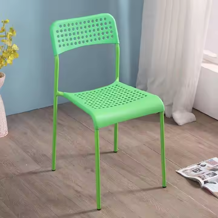 Ergonomic Plastic Chair with Metal Frame for Modern Comfort