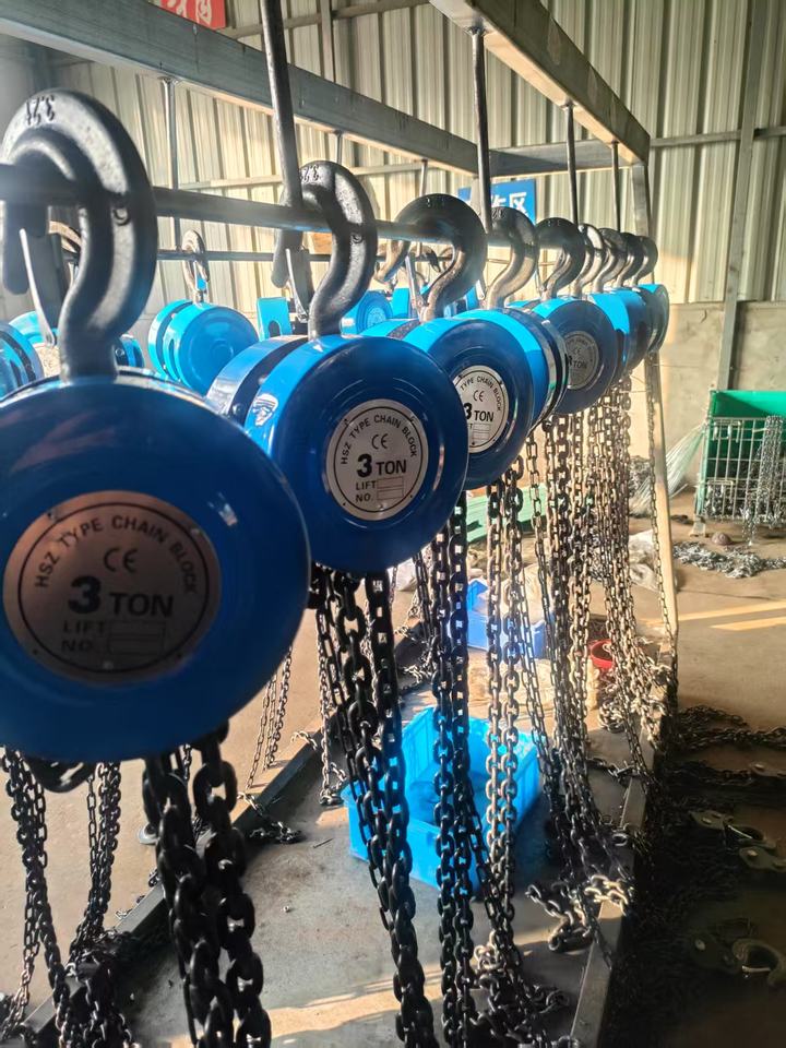 New Chenggang Factory China Industrial Use Hand Chain Hoist Triangular ...