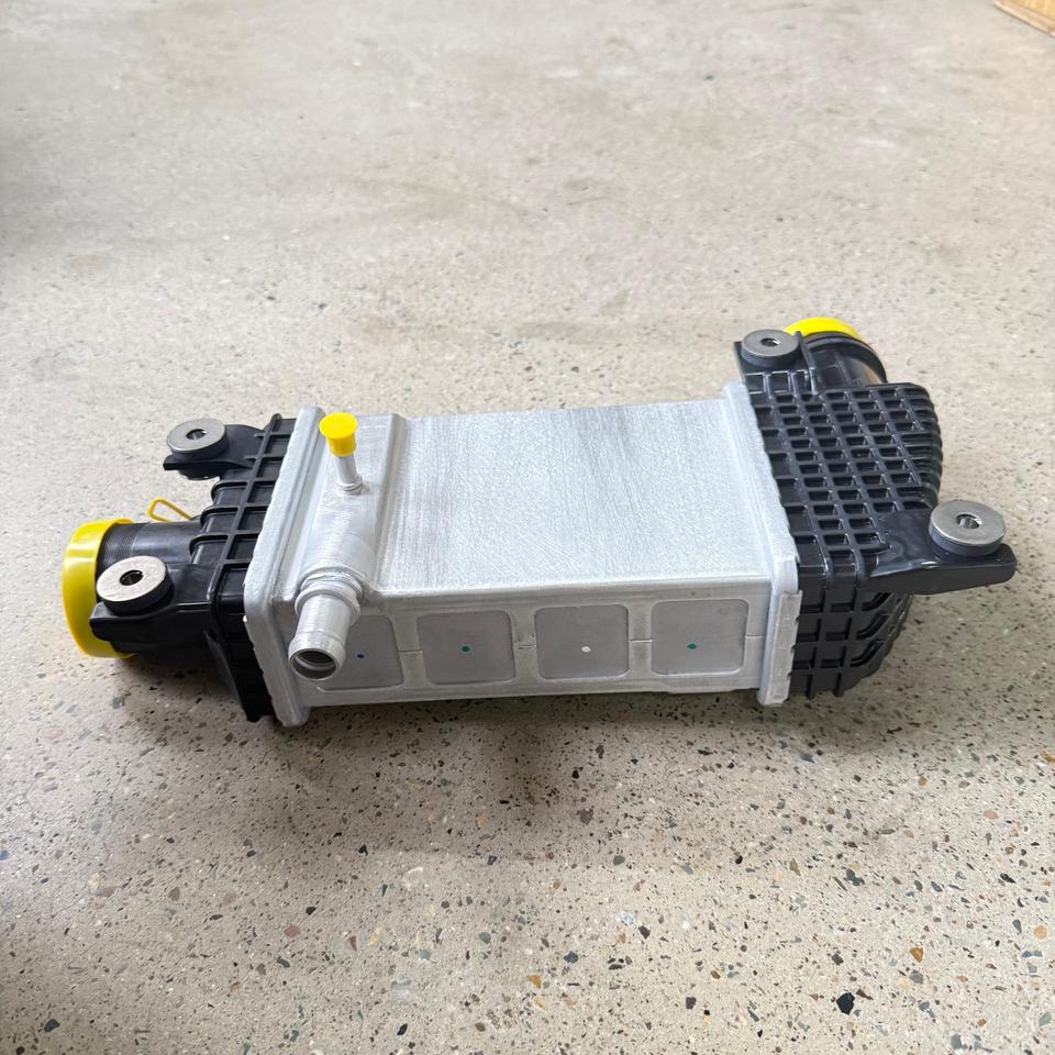 High Quality Auto Part C00344974 Air to Water Intercooler for JMC MAXUS ...