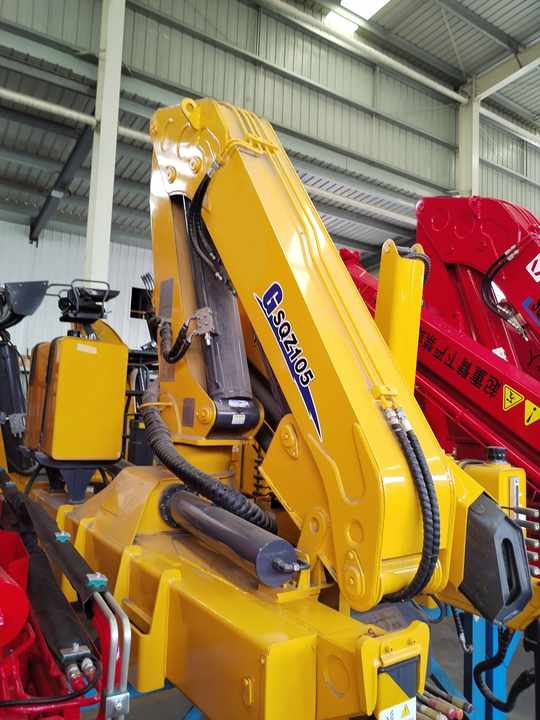 6 Ton Small Knuckle Boom Crane - Reliable Truck Mounted Crane