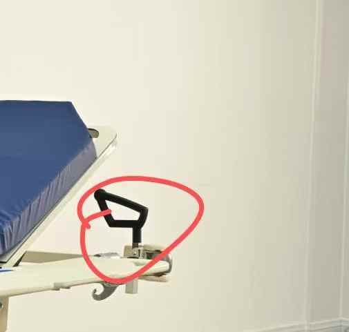Push Bar for Manual Elderly Patient Incontinence Medical Bed