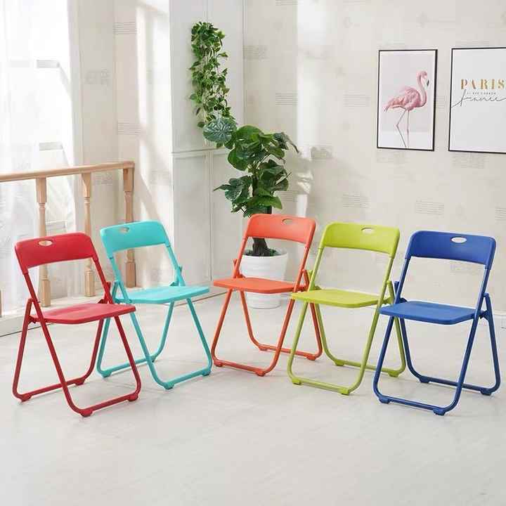 Wholesale Portable Stackable Plastic Garden Chairs