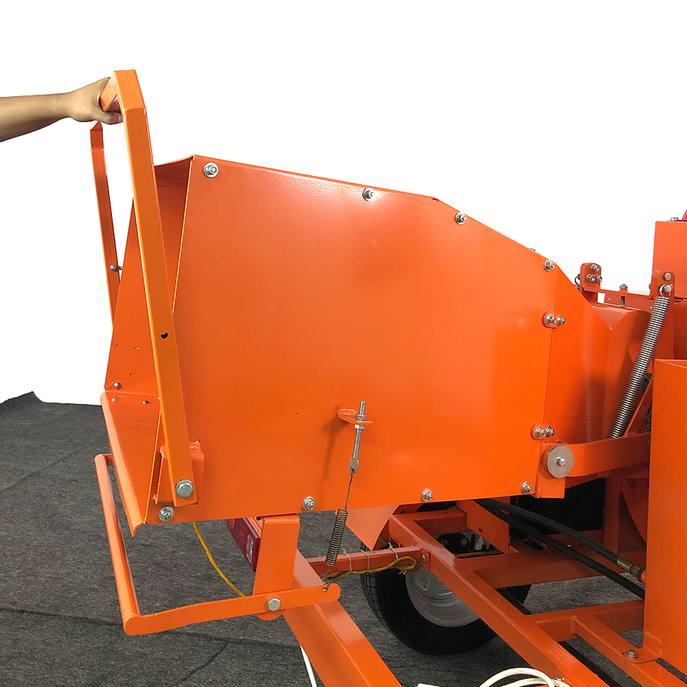 22hp diesel Engine Wood Crusher Wood Cutting Hydraulic Feeding Wood ...