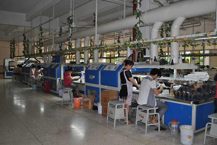 Landis Shoe Machine Manufacturing Equipment - Leather Skiving Machines