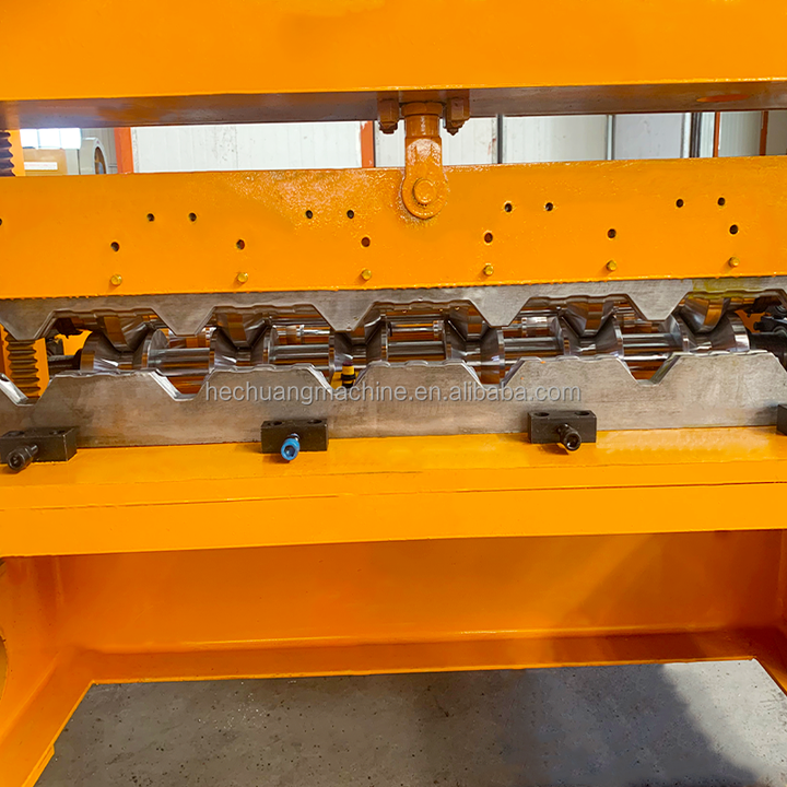 China Self Lock Steel Roofing Sheet Crimping Machine Corrugated Arch ...