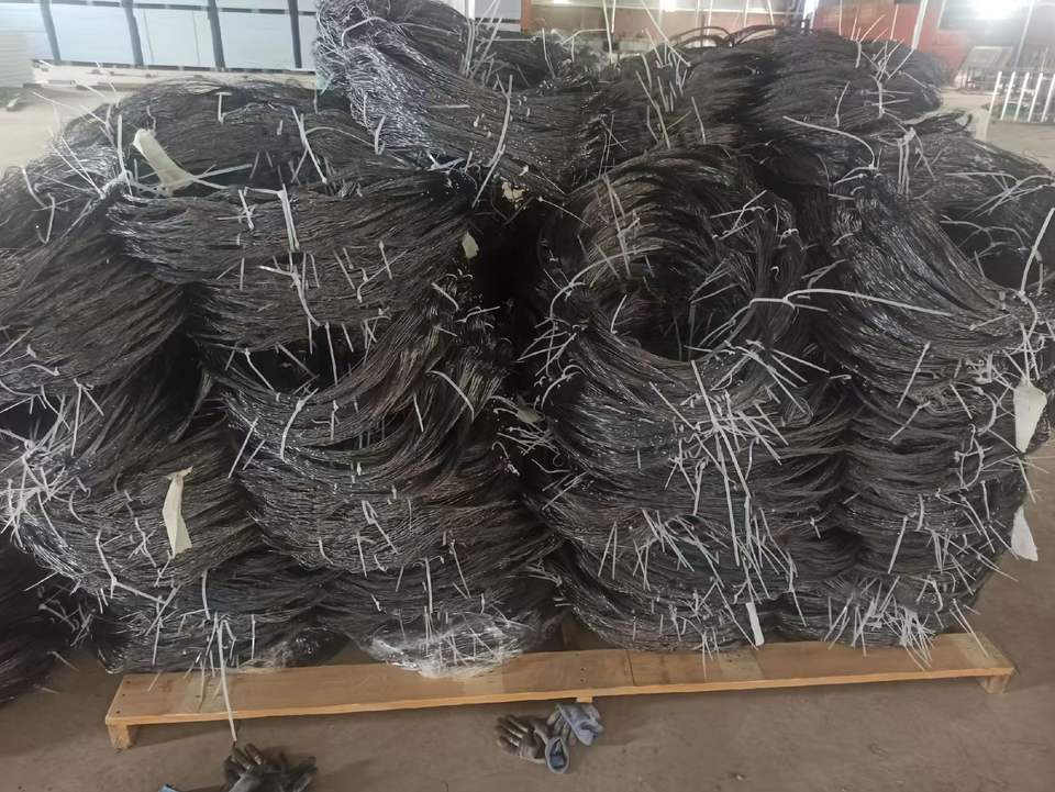 Interceptor steel wire mesh Tank nets are used in roadblocks to stop or ...