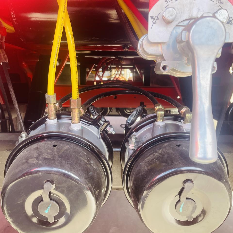 3 Axles Bulk Cargo Truck Trailer Heavy Duty Fence Semi Trailer 70 Ton ...