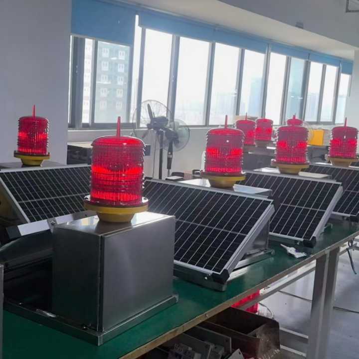 B-type Aviation Solar Navigation LED Flashing Aviation Obstacle Light ...