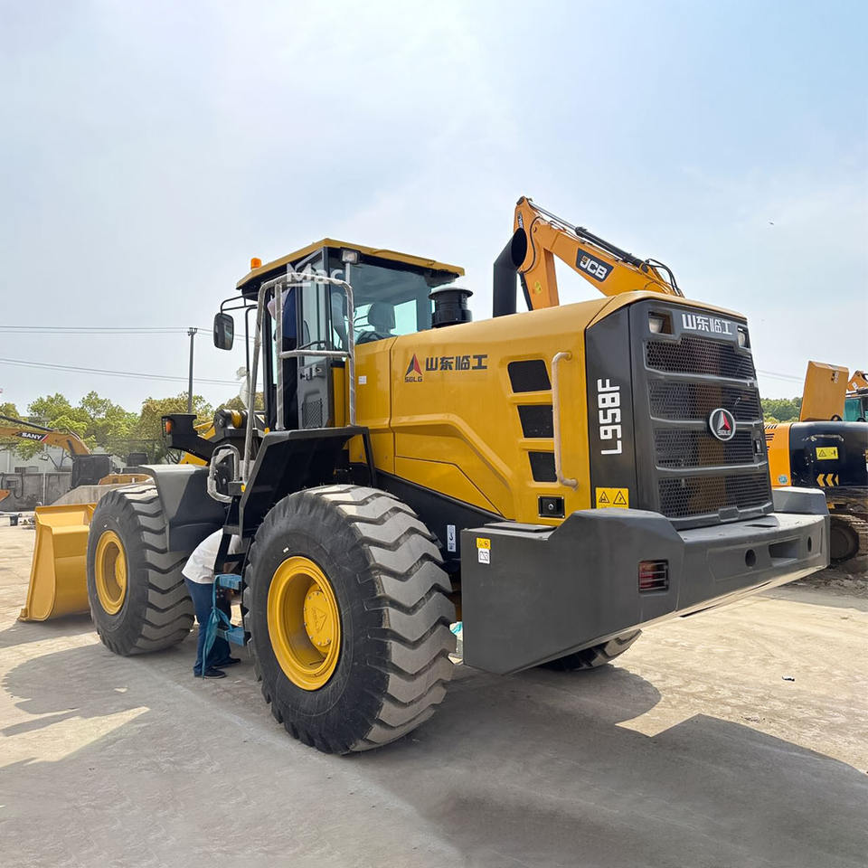 SDLG L958F Wheel Loader 4x4 Wheel Drive Weichai Engine 5-6 Ton Rated ...