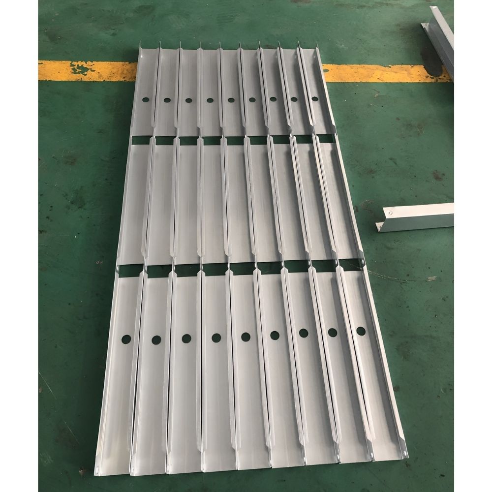 Malaysia 0.4mm-1.2mm Độ Dày 75mm 100mm Chiều Rộng Ánh Sáng Thép Keel ...