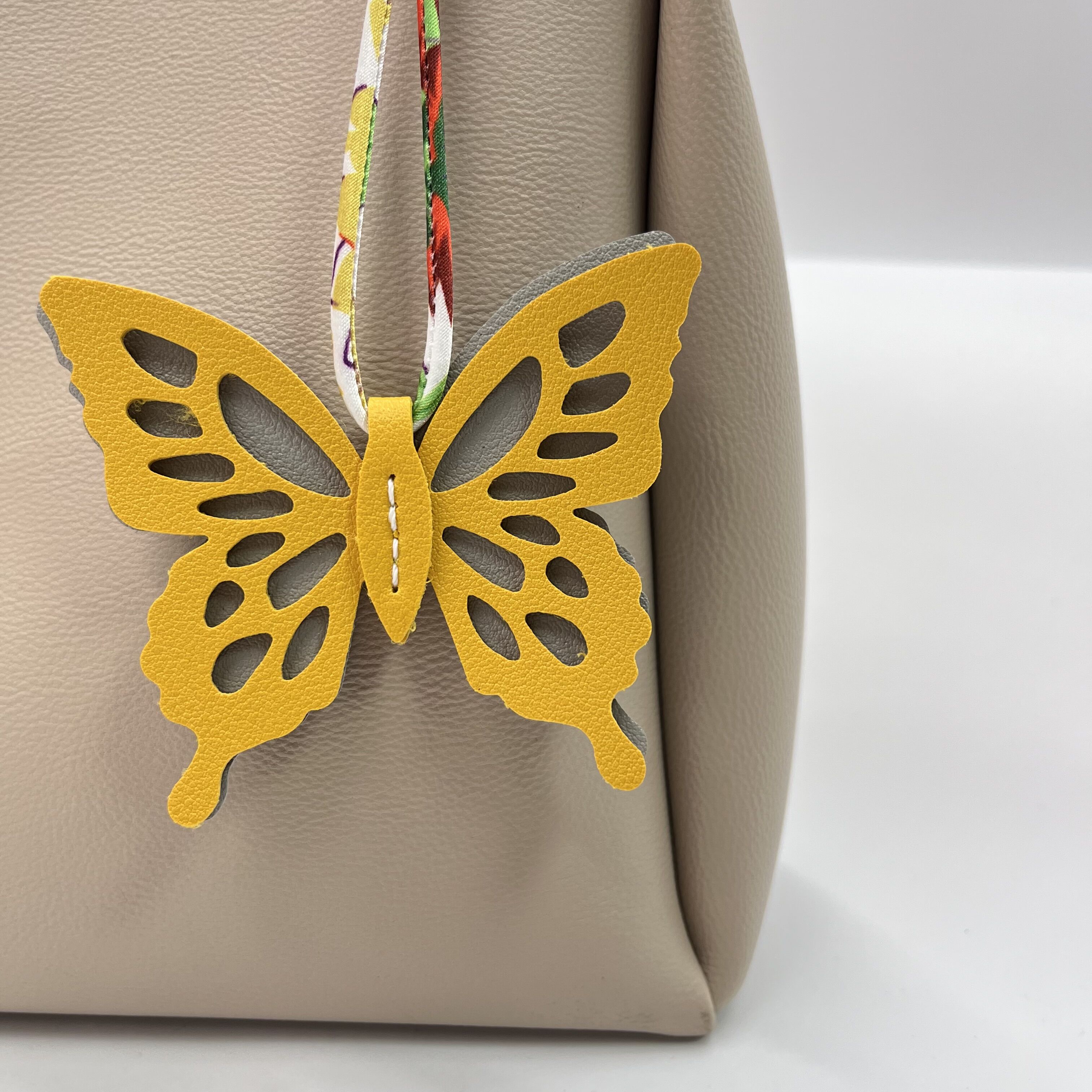 Cute Pu Leather Butterfly Bag Charm - Perfect Gift