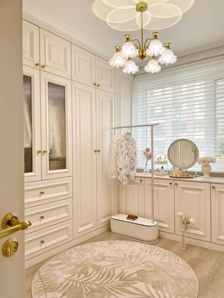 Customizable Light Cream French Style Dressing Room Furniture Set ...