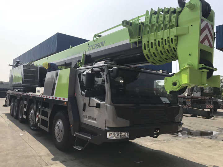 Telescopic Boom Truck Crane 95 Ton Max. Lifting Capacity ZTC950V Mobile Truck Crane with High ...
