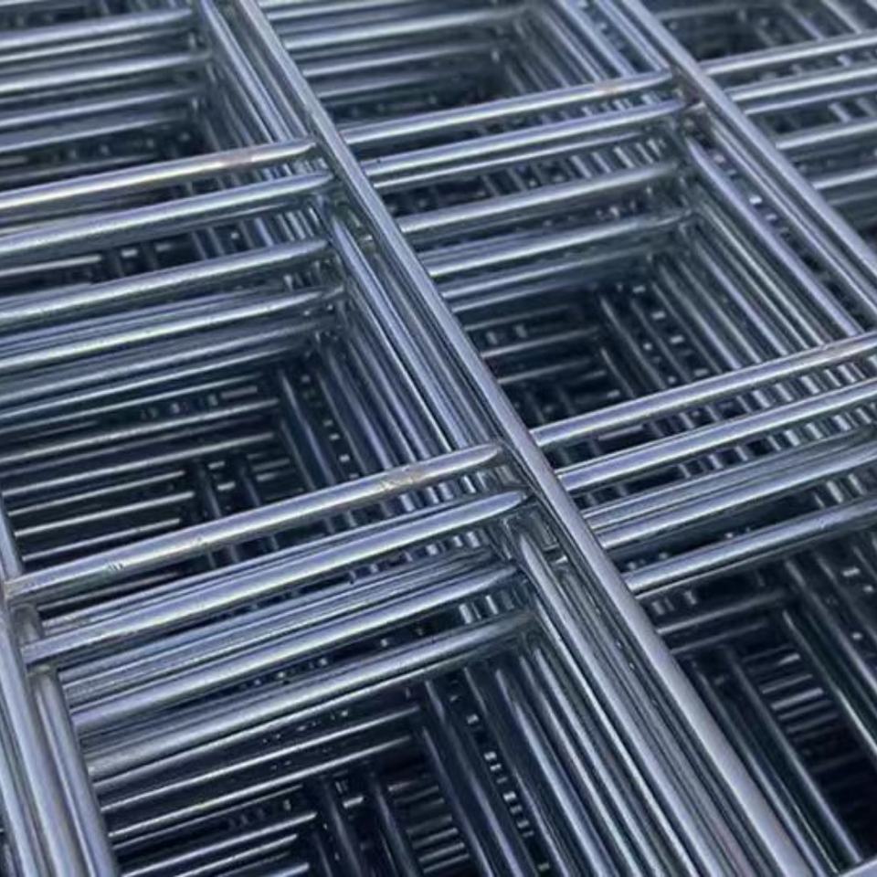 4x4 Welded Wire Mesh Panels with Square Holes Bending & Cutting ...