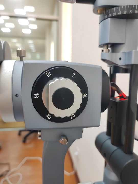 BL-99 Ophthalmic Eye Exam LED Slit Lamp Microscope - Precise