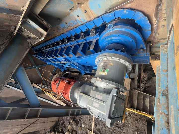 Crawler Feeder Apron Plate Feeder for Tough Mining Conditions| Alibaba.com
