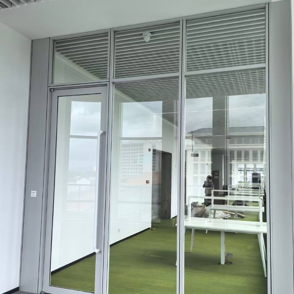 100 Inner Steel Outer Aluminum Single/Double Glass Louver Partition ...