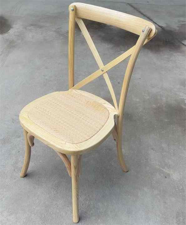 Natural Wooden Cross Back Chair in Solid Wood Color for Wedding Events ...