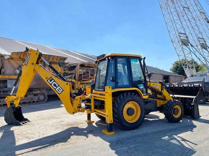 JCB 3CX Backhoe Loader - Durable, Versatile, and Efficient