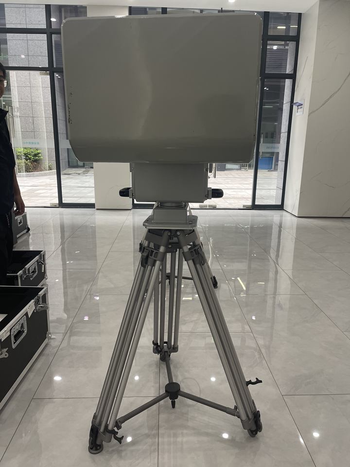 Spectrum Radar for Drone Detection - 360° Steerable Antenna