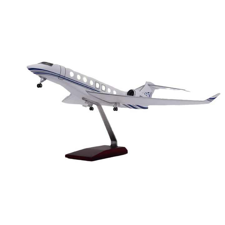 1:50 Scale 47cm Gulfstream G650 Model - Business Jet Gift