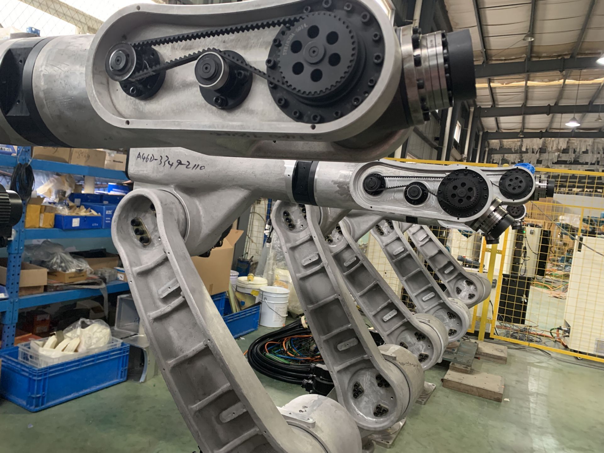 6 Axis Automat Cnc Robot Arm Milling/Articulated Robot Arm China ...