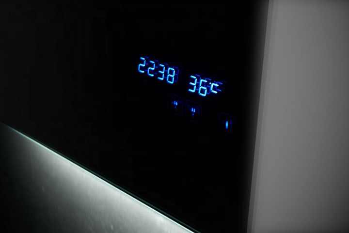 CE IP44 SAA Bath Room Mirror Listed Aluminum Framed Fog Resistant Hotel ...