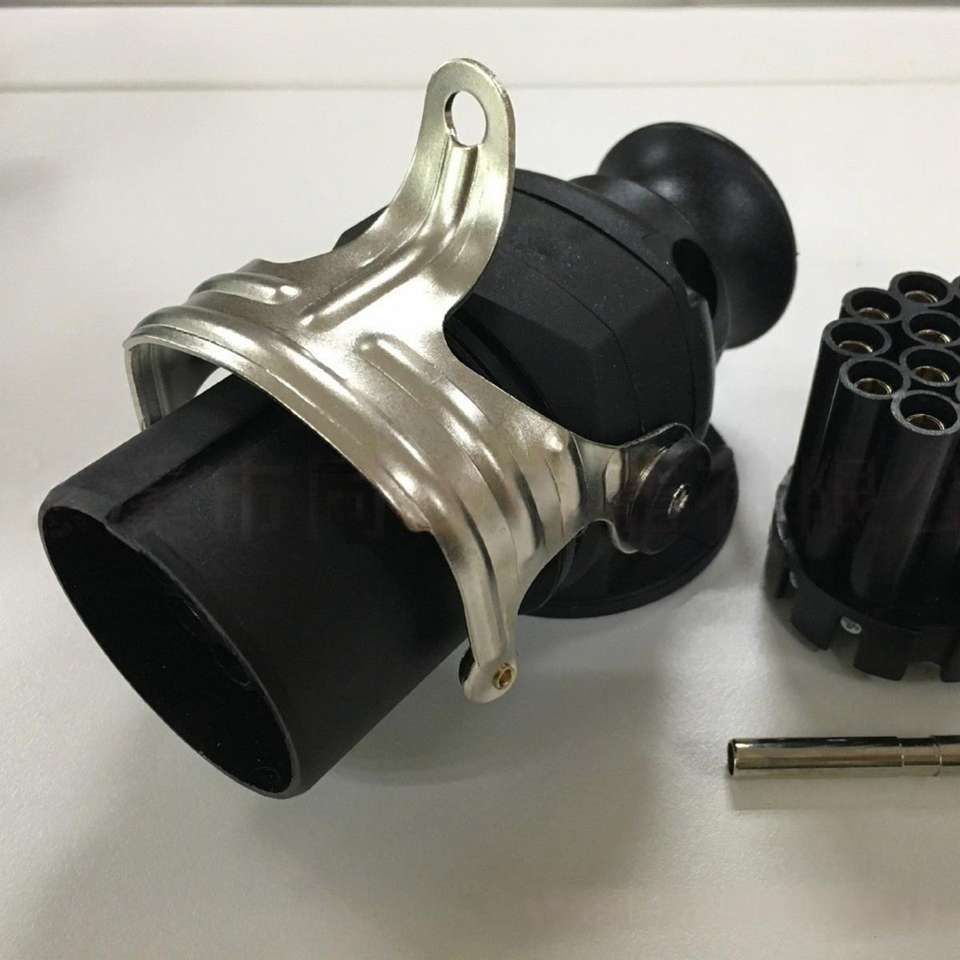 YH6009 ABS/EBS 7-Pin 24V Plug Socket Connector - CM Trailer Parts