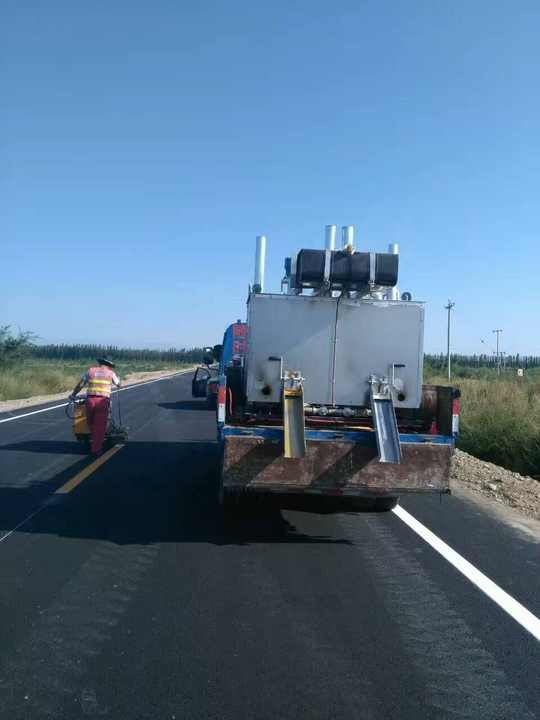 Truck Mounted Road Marking Thermoplastic Kneading Machine