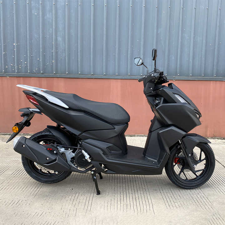 150cc Gasoline Scooter - Max Speed 85kmh from Yunron Tech
