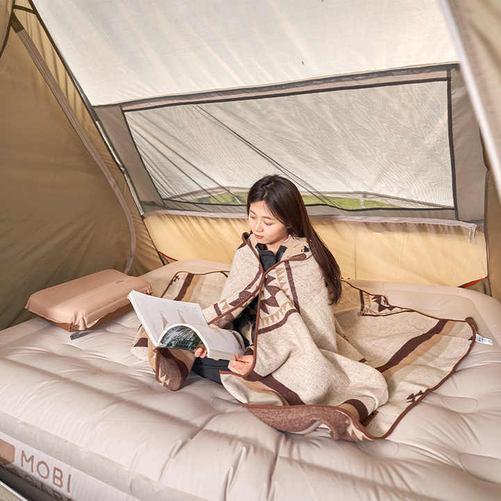 Mobi Garden Oxford Edition Summer Tent 6-Person 2-Room 1-Hall Tunnel ...