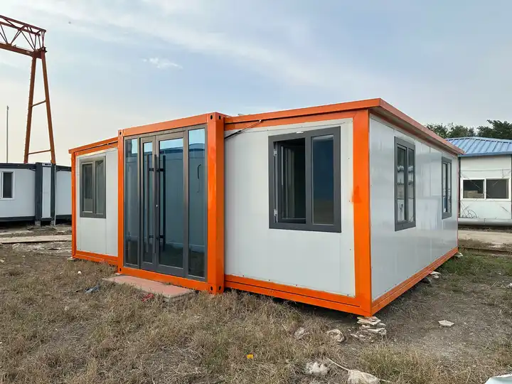 20ft Luxury Prefabricated Steel Container House - Mobile Living