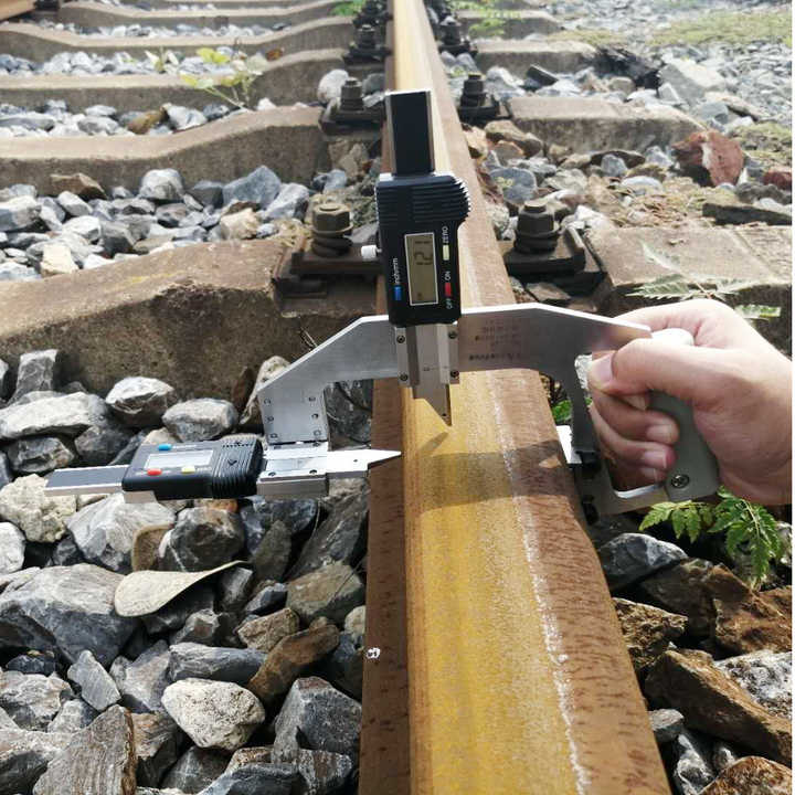 Digital Rail Wear Gauge - Precise Rail Head Loss Measurement