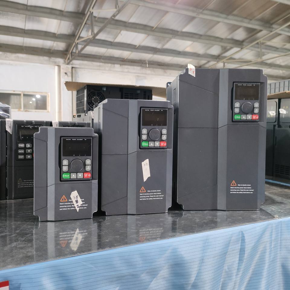 XLY710 11KW-22KW 380V 3Phase DC-AC VFD Heavy Duty MPPT Solar Energy ...