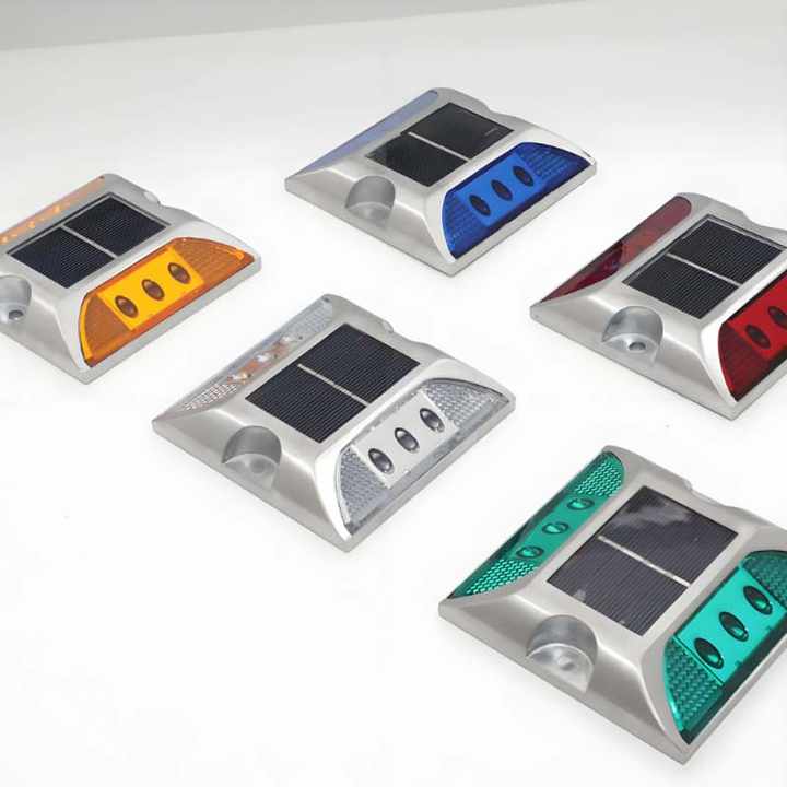 LED Solar Warning Lights, Solar License Plate Lights, Solar Road Signs ...