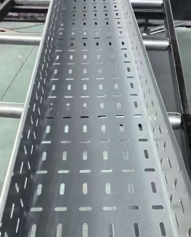 ECTRAY Cable Tray Outdoor Cable Management ZM Material With Drainage ...