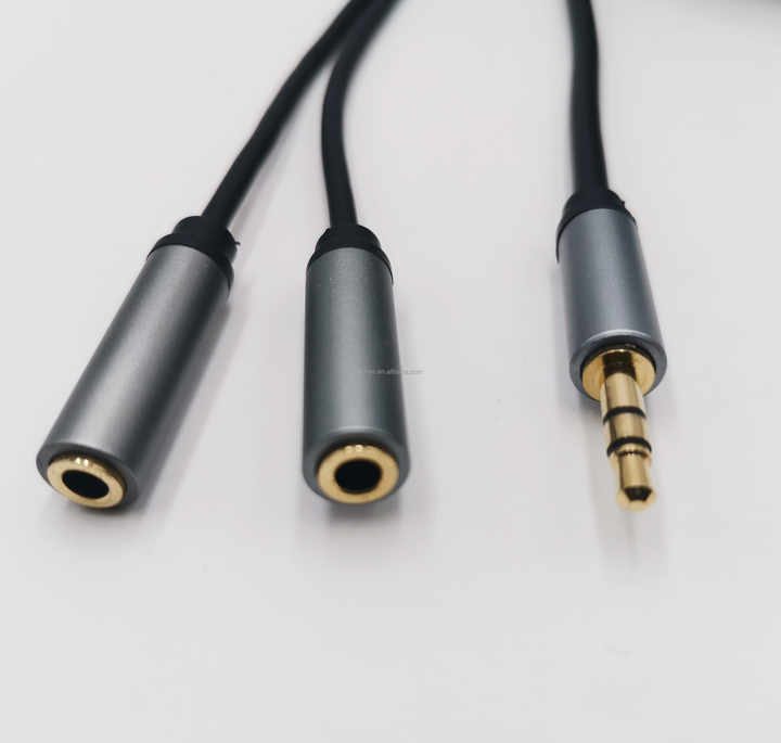 3.5mm Headphone Stereo Audio Y Splitter Aux Cable 1 Male to 2female ...
