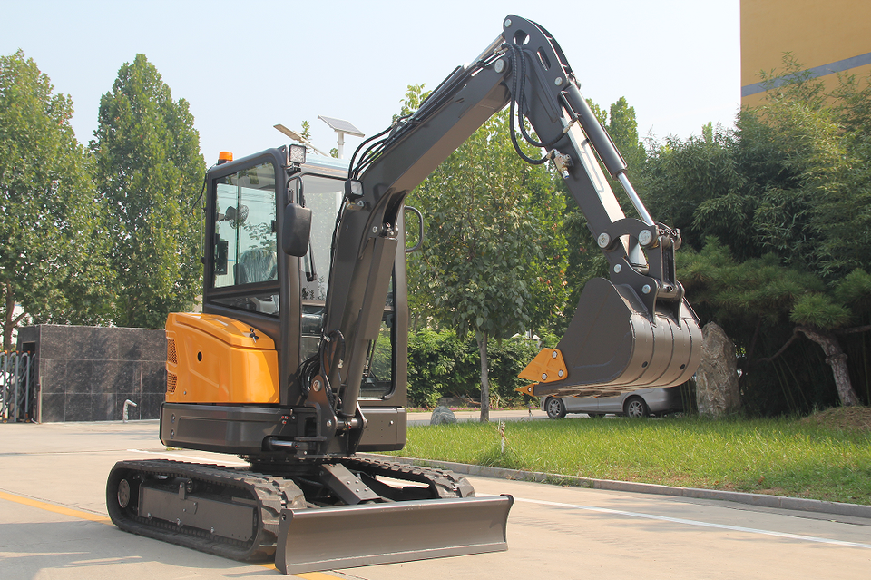 Mini Excavator 2.7 Ton Kubota Engine Crawler Digger Small Excavadora ...